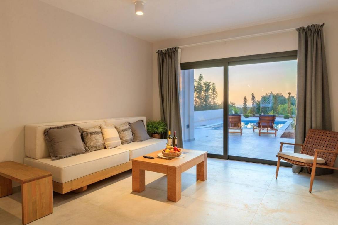 85 M² Villa ∙ 2 Bedrooms ∙ 5 Guests - Asos