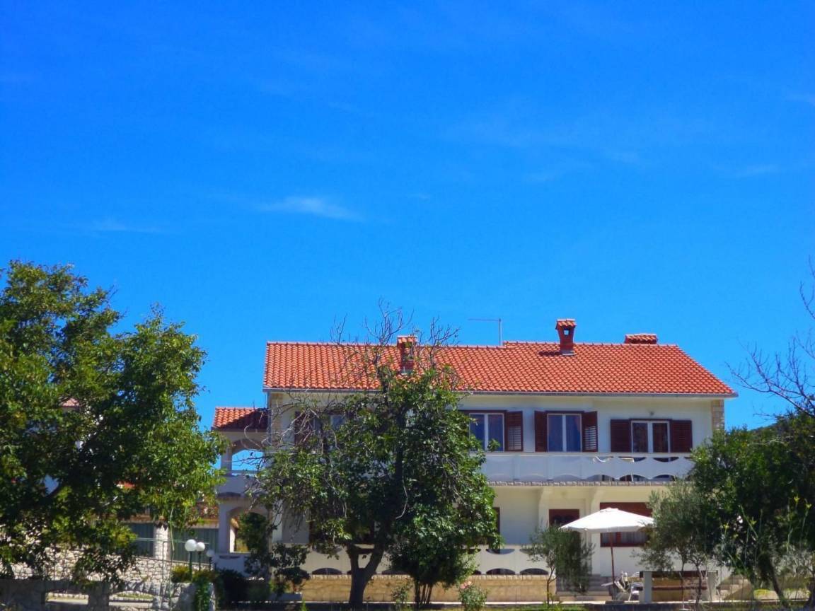 160 M² Appartement ∙ 4 Chambres ∙ 10 Personnes - Lopar