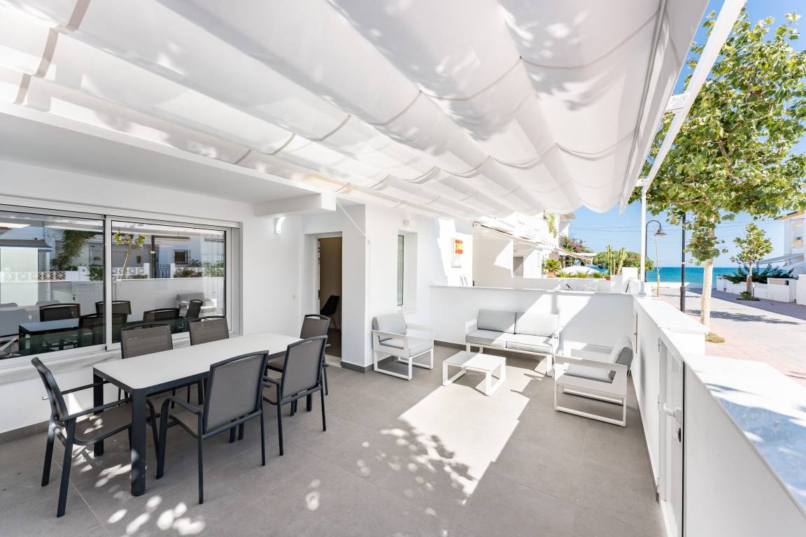 170 M² Maison De Vacances ∙ 4 Chambres ∙ 8 Personnes - Calahonda