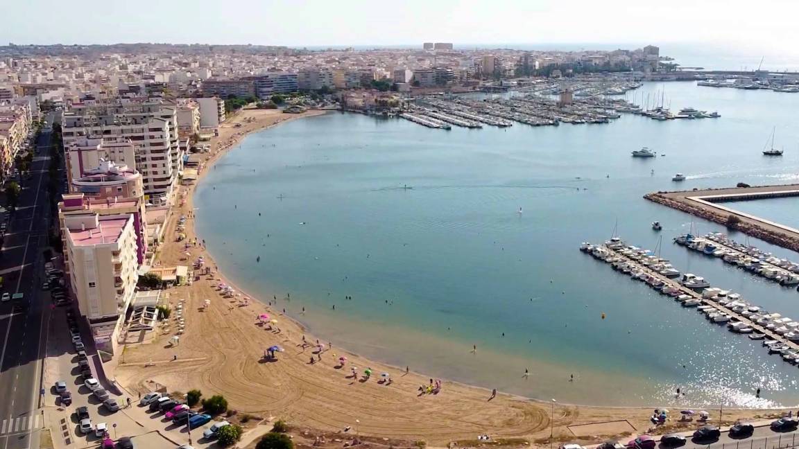 80 M² Appartement ∙ 3 Chambres ∙ 5 Personnes - Torrevieja