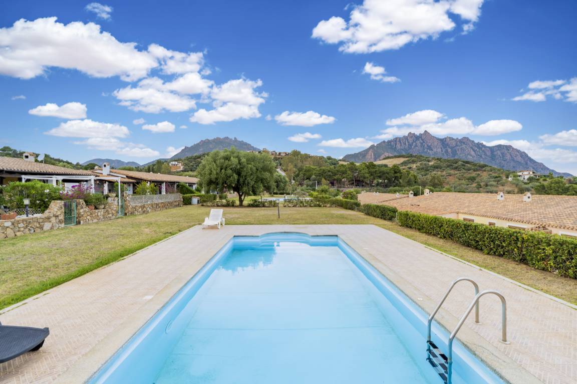 70 M² Casa ∙ 2 Habitaciones ∙ 5 Huéspedes - Islas de Cerdeña, Italia