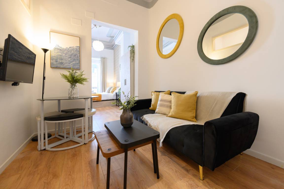 74 M² Apartamento ∙ 1 Habitación ∙ 3 Huéspedes - Chueca