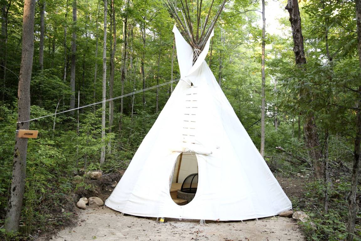 Acampamento ∙ 1 Quarto ∙ 5 Hóspedes - Ontário