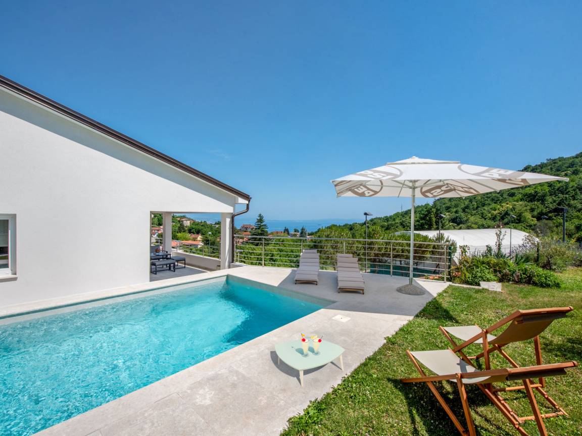 140 M² Casa ∙ 3 Habitaciones ∙ 8 Huéspedes - Opatija