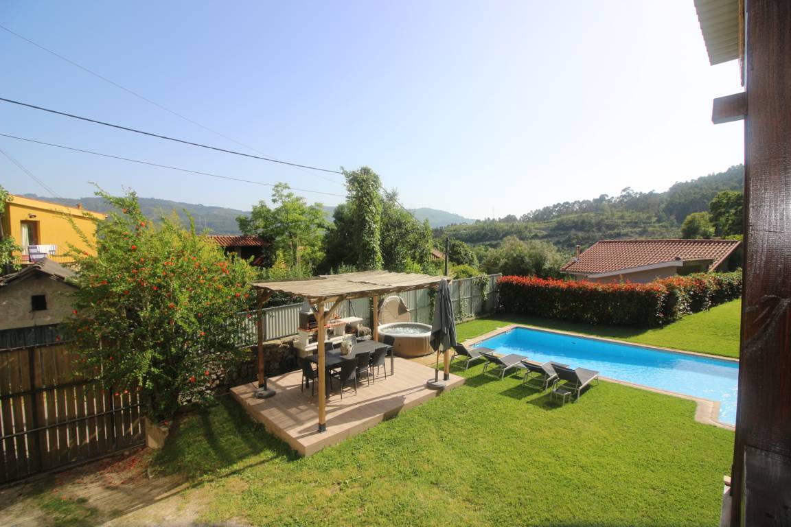 220 M² Villa ∙ 3 Chambres ∙ 8 Personnes - Braga