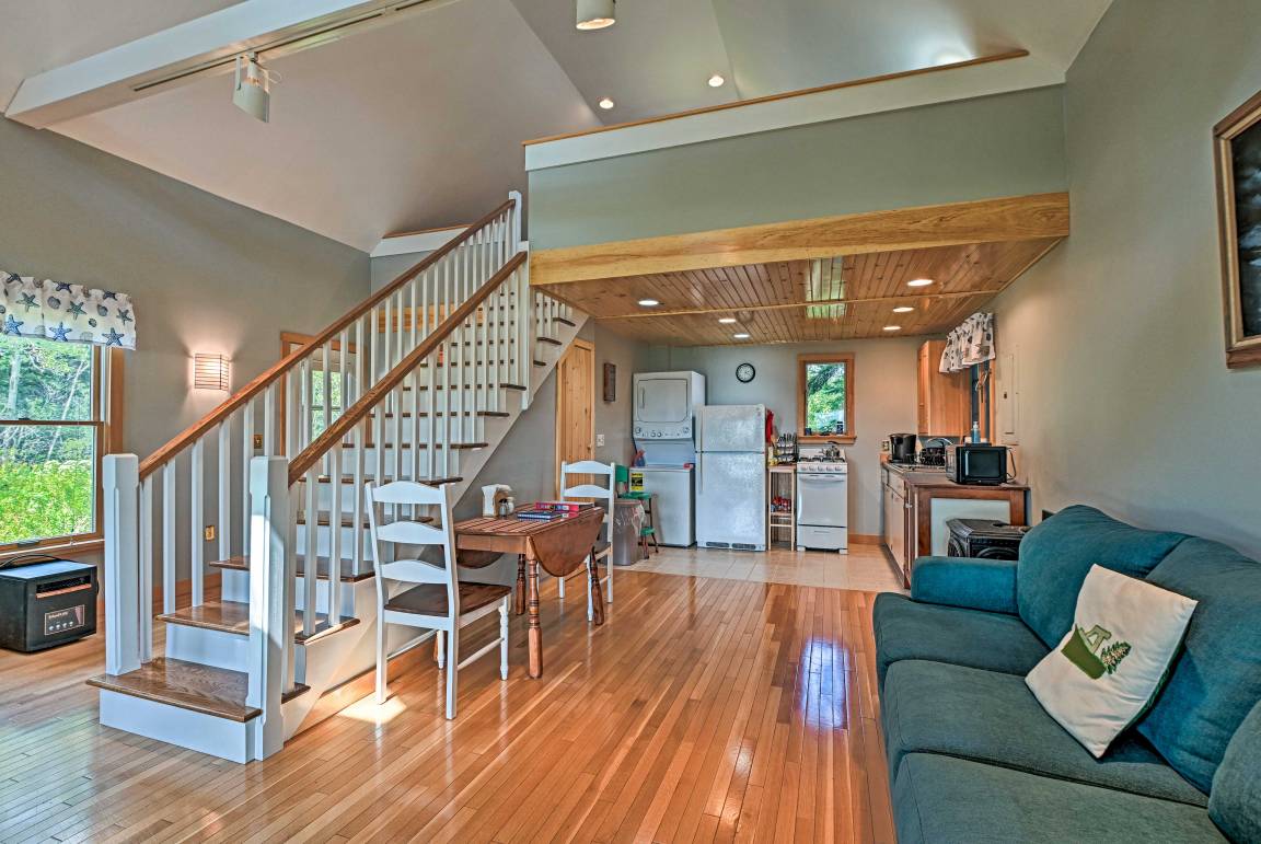 65 M² Apartment ∙ 2 Guests - Stonington, ME