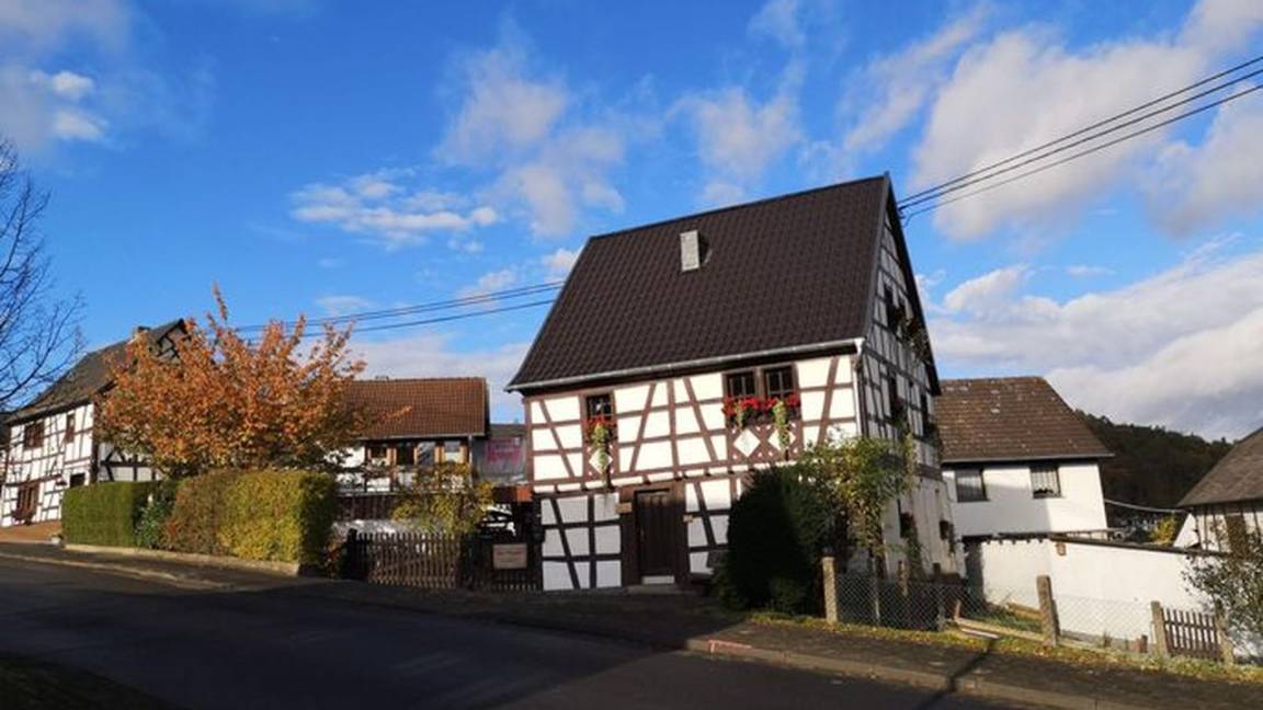 90 M² Appartement ∙ 3 Chambres ∙ 5 Personnes - Andernach