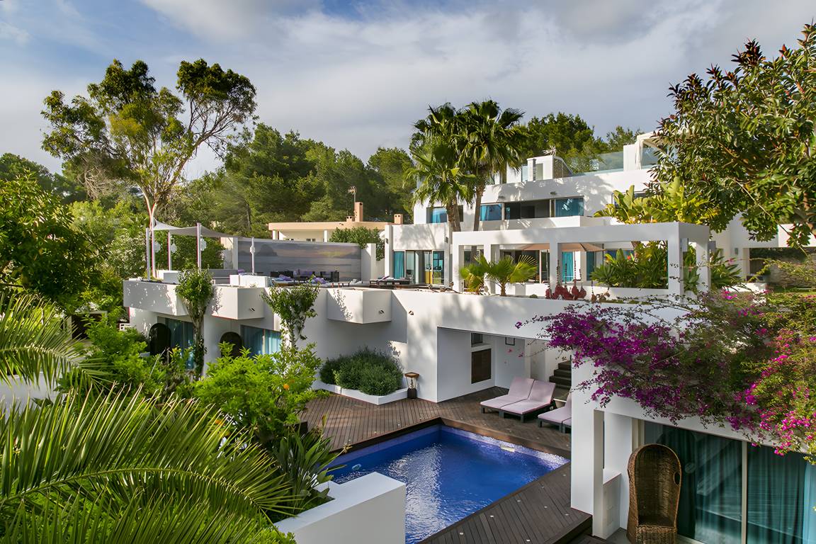 850 M² Villa ∙ 6 Habitaciones ∙ 12 Huéspedes - Santa Eulalia del Río