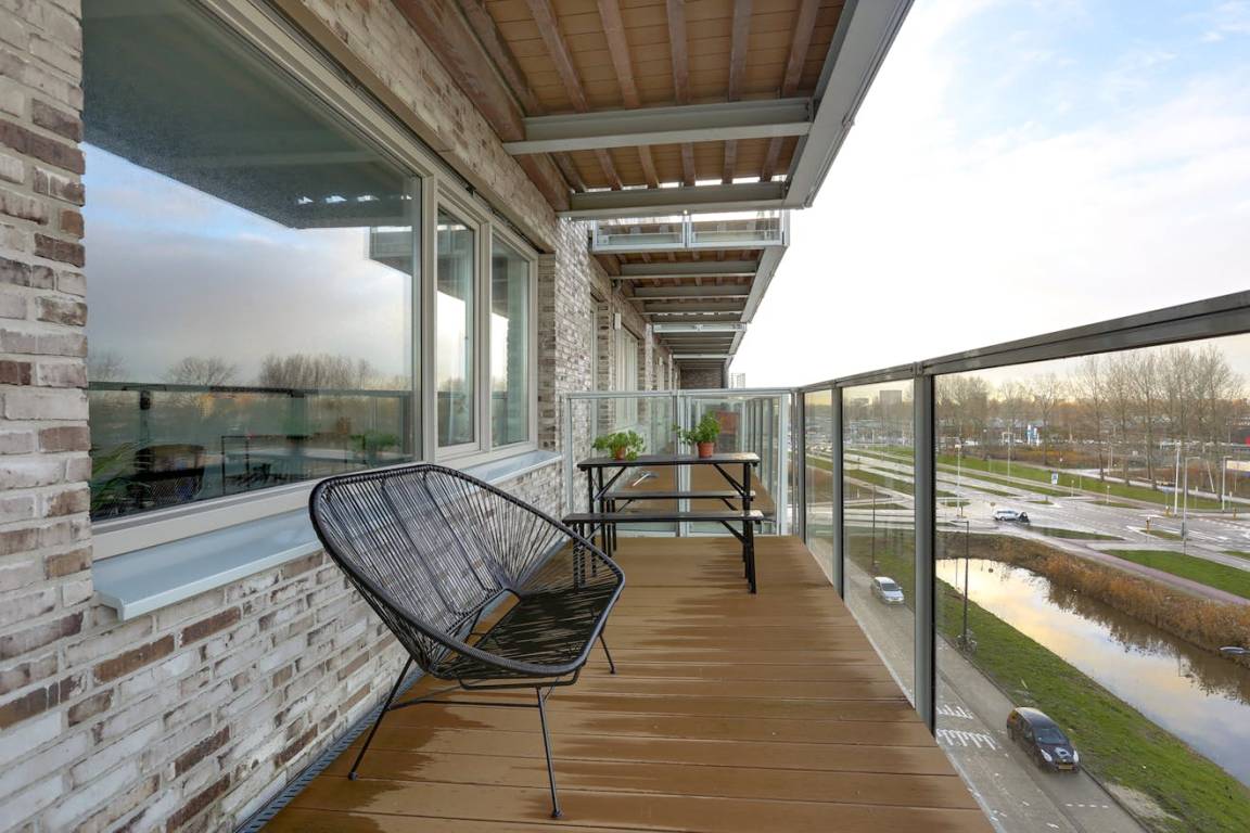 110 M² Apartment ∙ 2 Bedrooms ∙ 4 Guests - Amsterdam