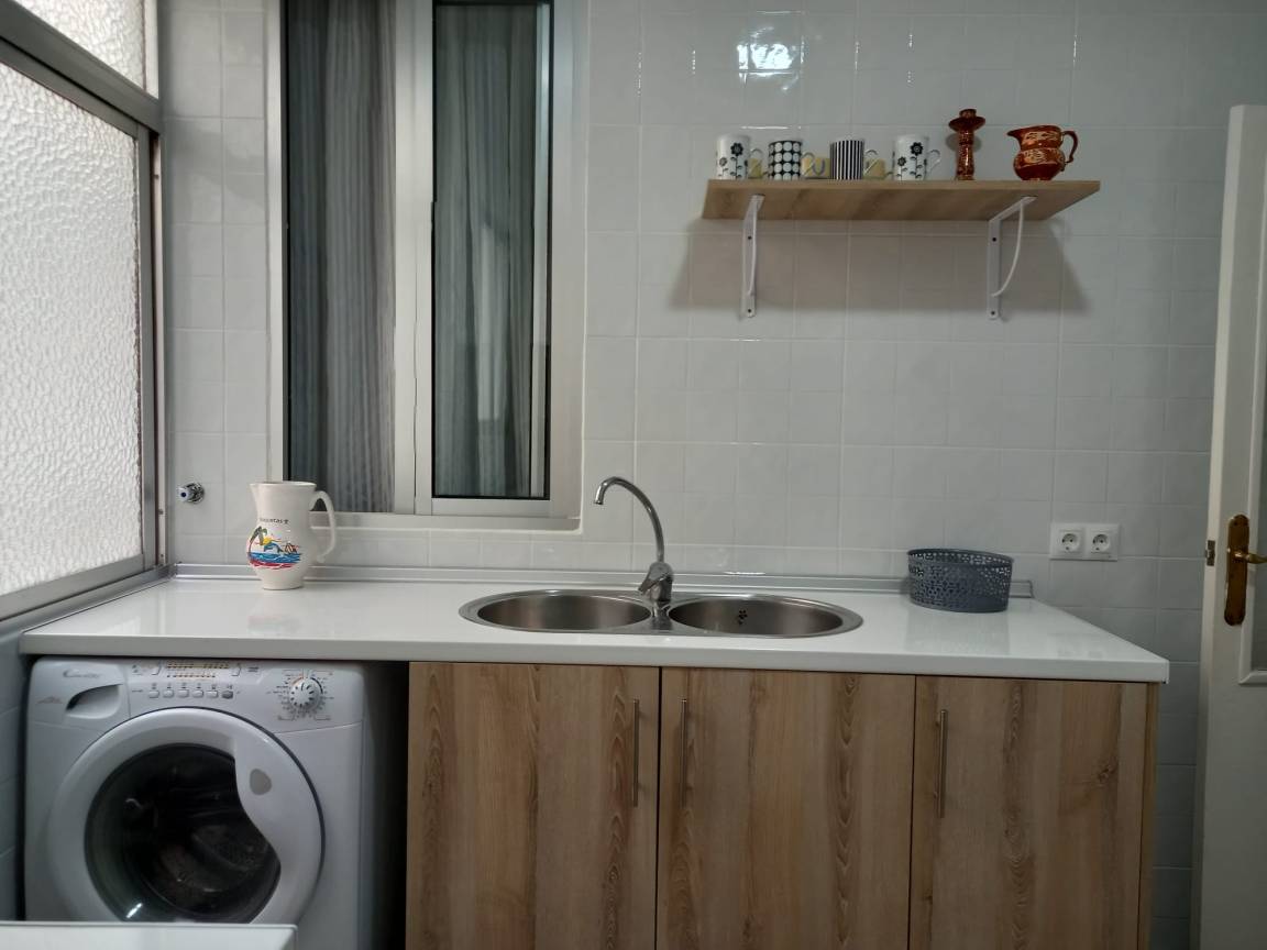 118 M² Apartamento ∙ 4 Habitaciones ∙ 6 Huéspedes - Torremolinos