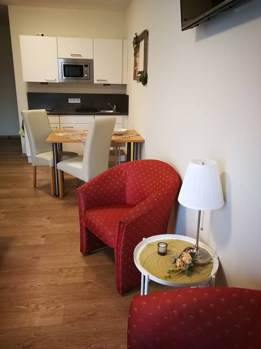 30 M² Ferienwohnung ∙ 1 Schlafzimmer ∙ 2 Gäste - Neustadt an der Donau