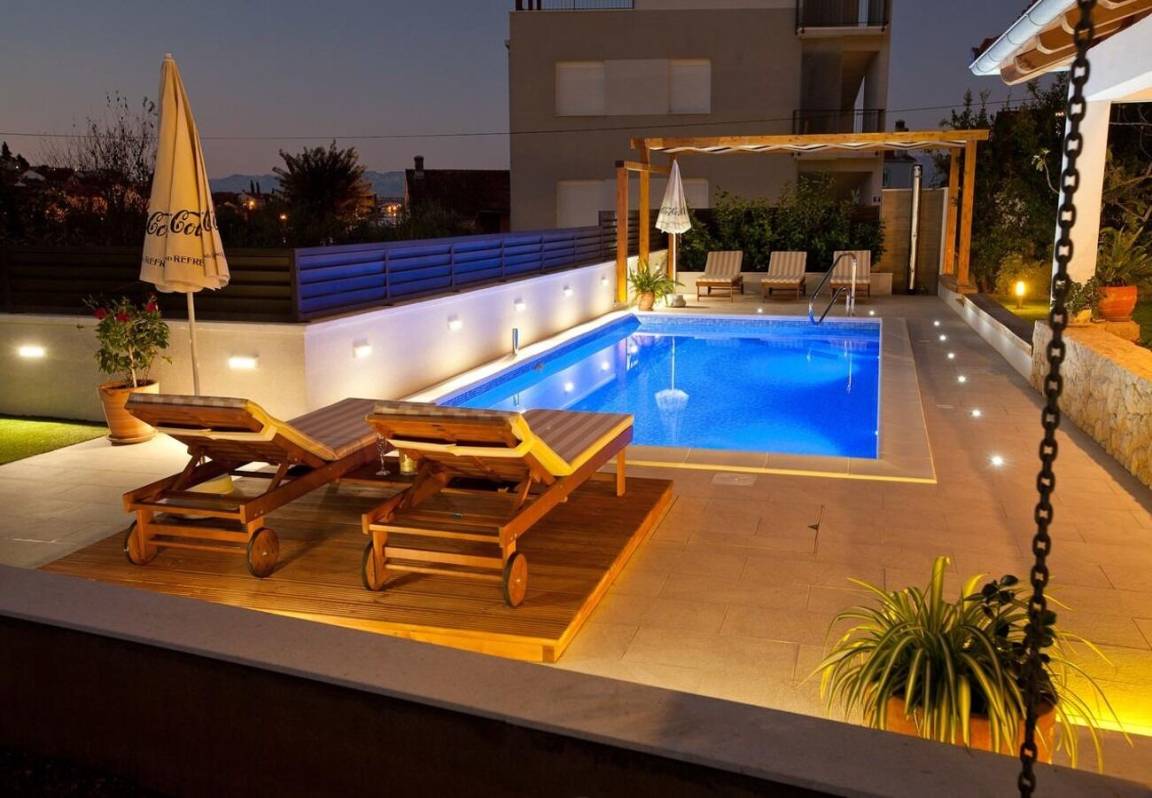 95 M² Apartamento ∙ 2 Habitaciones ∙ 6 Huéspedes - Zadar