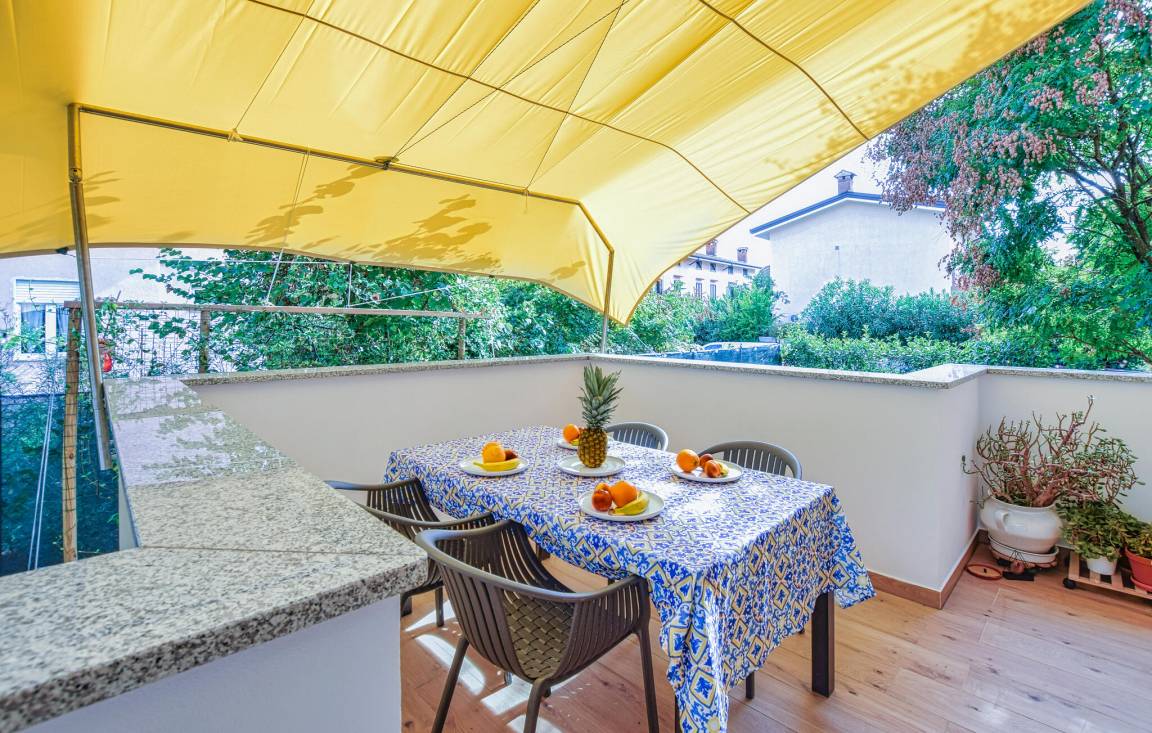 90 M² Apartment ∙ 1 Bedroom ∙ 4 Guests - Gorizia