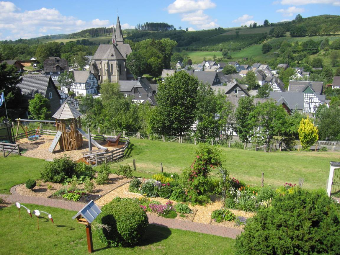 80 M² Ferienwohnung ∙ 2 Schlafzimmer ∙ 5 Gäste - Olsberg