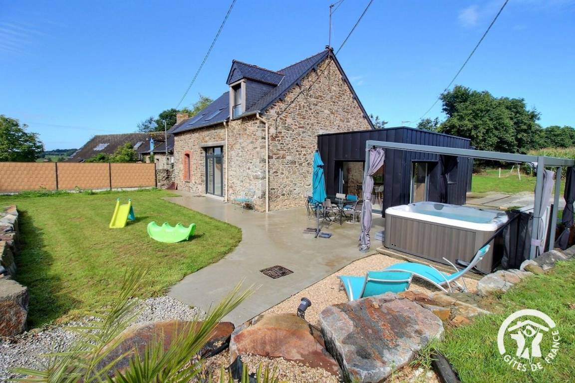 110 M² Gîte ∙ 3 Chambres ∙ 6 Personnes - Bretagne