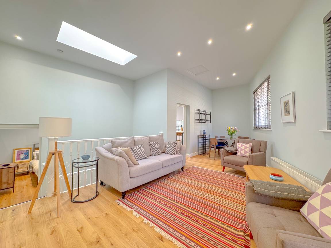 93 M² Maison De Vacances ∙ 2 Chambres ∙ 4 Personnes - Londres