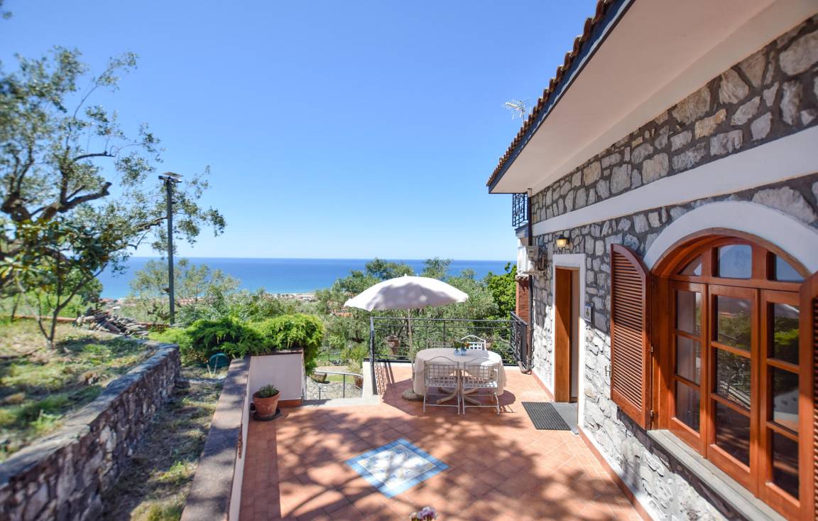 65 M² Apartment ∙ 2 Bedrooms ∙ 6 Guests - Pisciotta