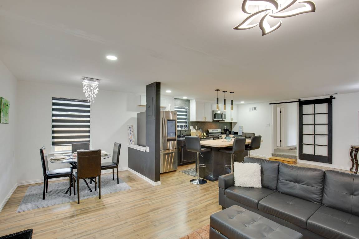 163 M² House ∙ 4 Bedrooms ∙ 8 Guests - Cedar Hill, TX