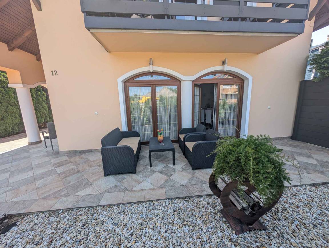 70 M² Apartment ∙ 2 Bedrooms ∙ 4 Guests - Lake Balaton