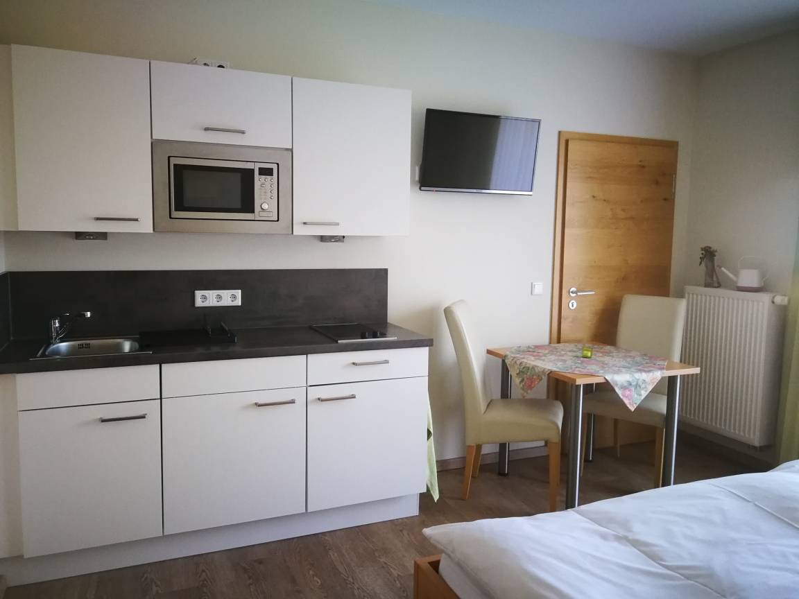 20 M² Ferienwohnung ∙ 1 Schlafzimmer ∙ 2 Gäste - Neustadt an der Donau