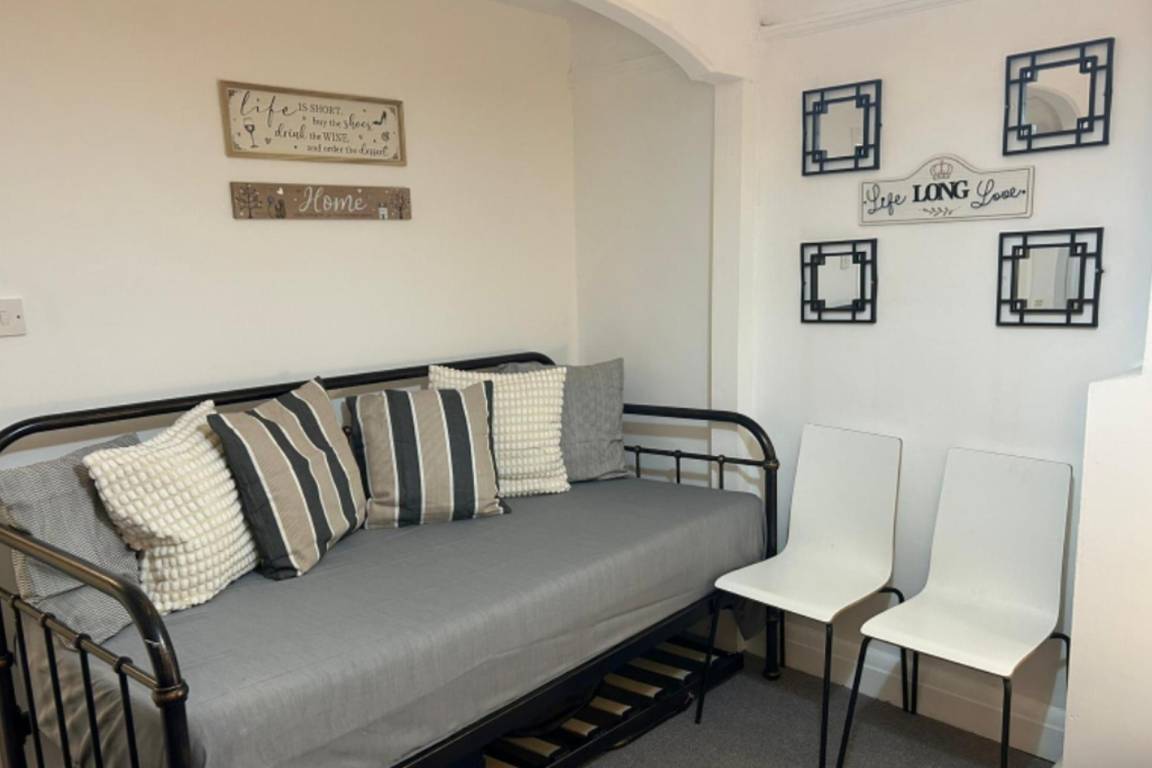 75 M² Apartment ∙ 2 Bedrooms ∙ 5 Guests - London