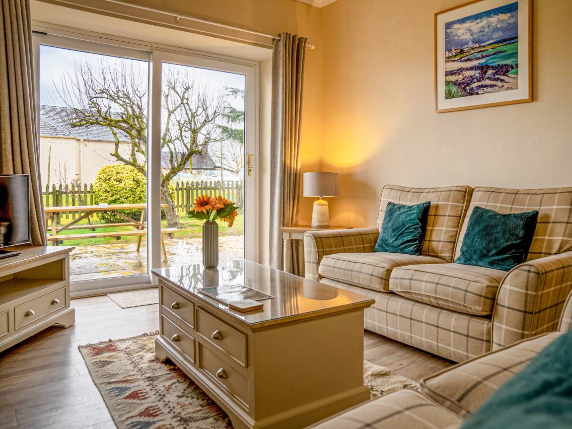 Cottage ∙ 2 Bedrooms ∙ 6 Guests - Scotland