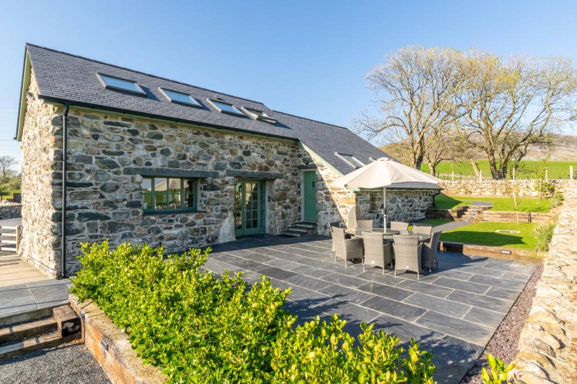 Cottage ∙ 3 Bedrooms ∙ 6 Guests - North Wales