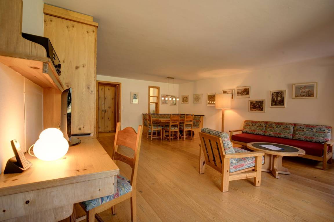 75 M² Apartamento ∙ 1 Habitación ∙ 4 Huéspedes - Silvaplana