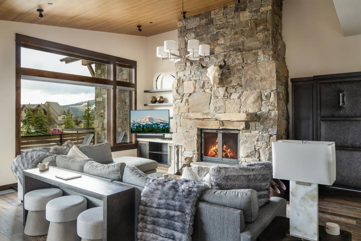 House ∙ 3 Bedrooms ∙ 10 Guests - Big Sky, MT
