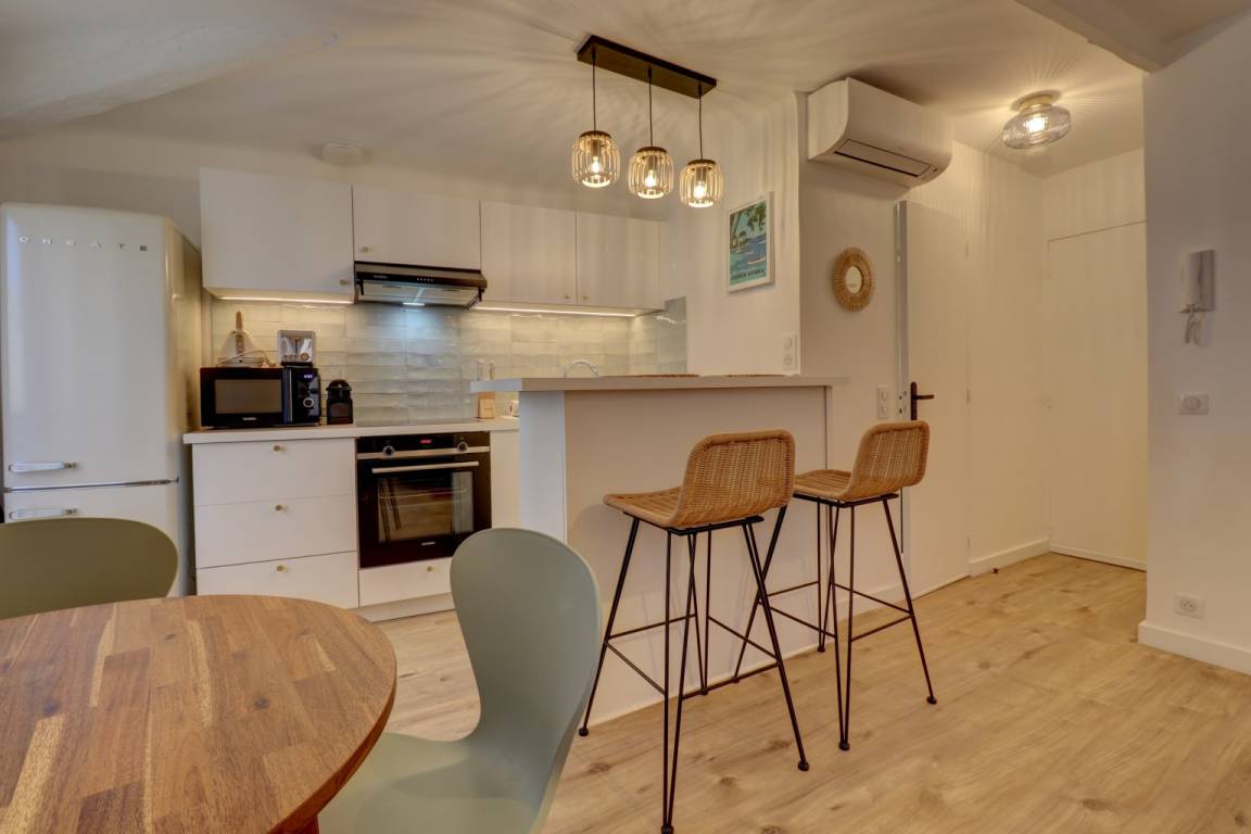 35 M² Ferienwohnung ∙ 1 Schlafzimmer ∙ 4 Gäste - Antibes
