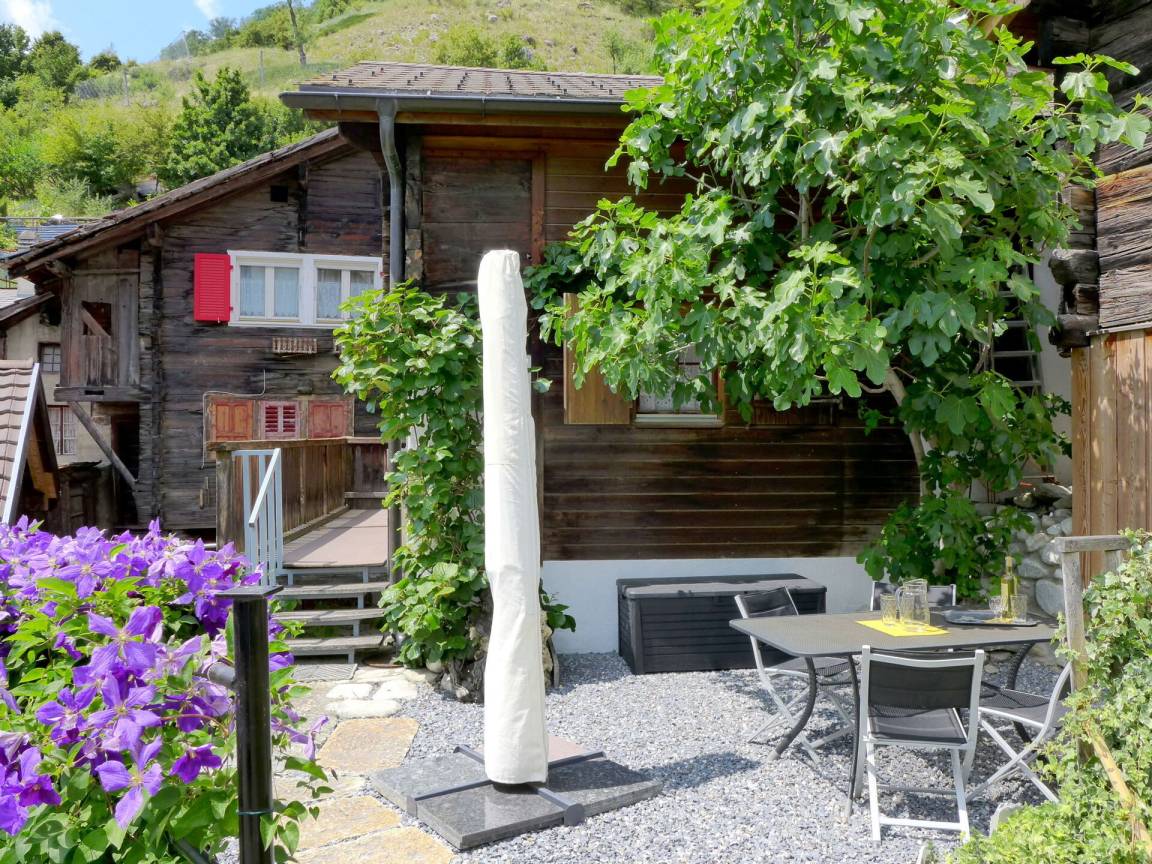 95 M² Ferienhaus ∙ 1 Schlafzimmer ∙ 4 Gäste - Leukerbad