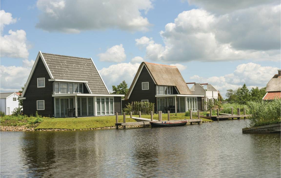 120 M² House ∙ 3 Bedrooms ∙ 6 Guests - Giethoorn
