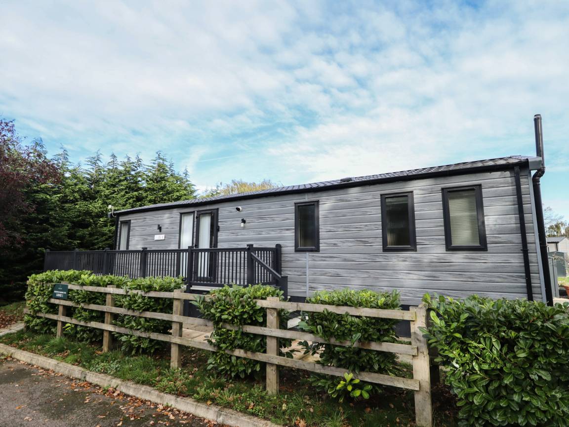 Cottage ∙ 2 Bedrooms ∙ 6 Guests - Woodhall Spa
