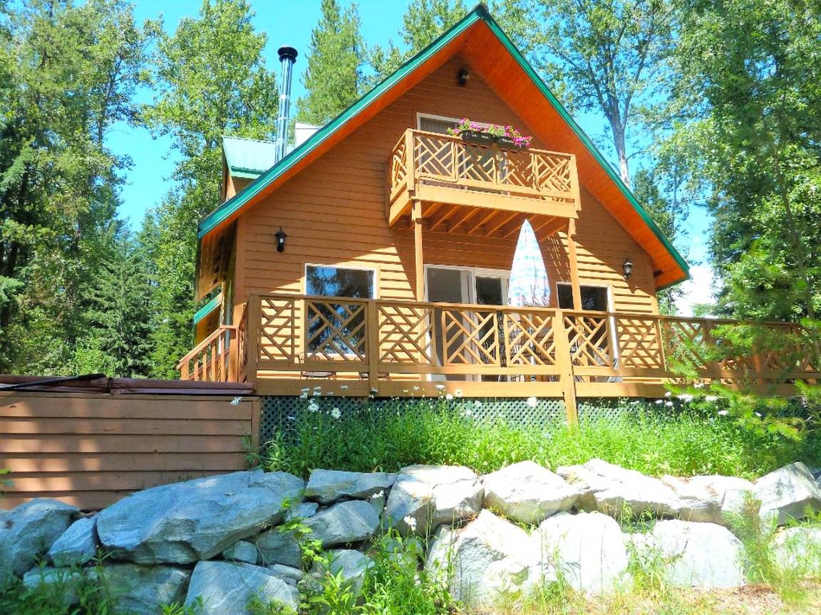 House ∙ 3 Bedrooms ∙ 6 Guests - Lake Wenatchee, WA