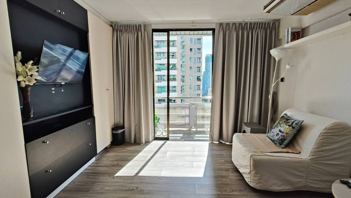 67 M² Apartment ∙ 1 Bedroom ∙ 6 Guests - Dusit District