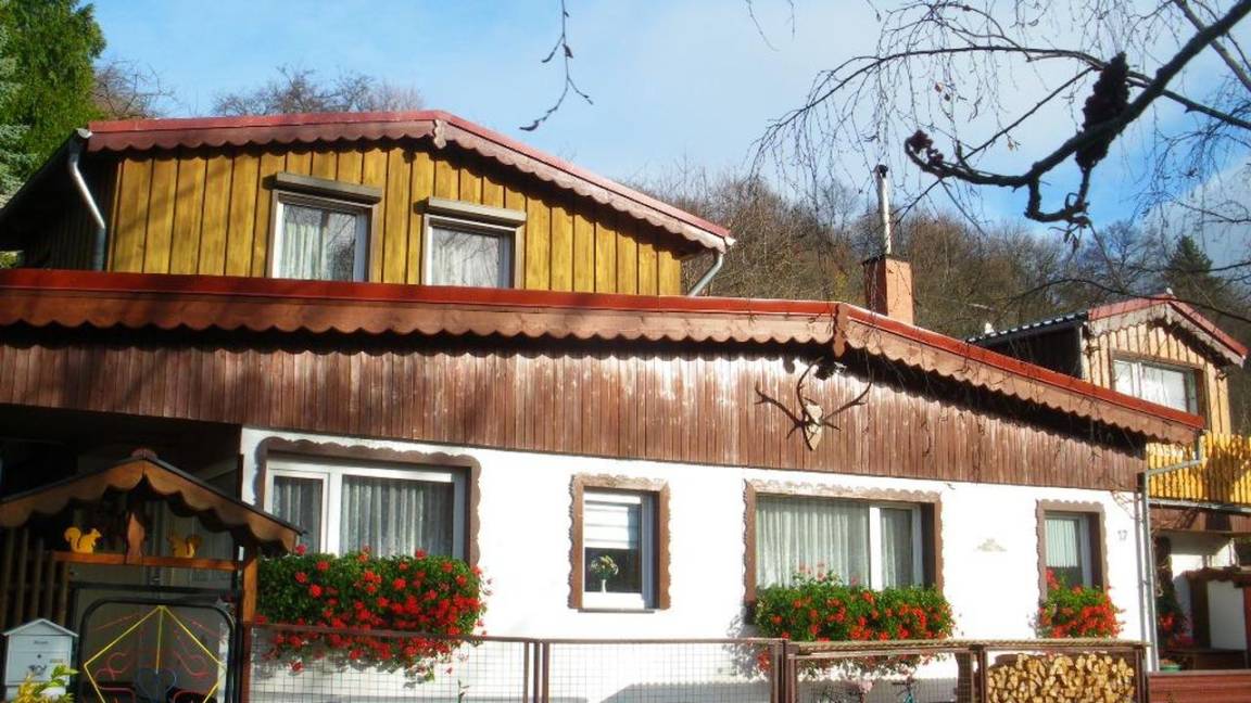 60 M² Ferienhaus ∙ 1 Schlafzimmer ∙ 3 Gäste - Blankenburg (Harz)