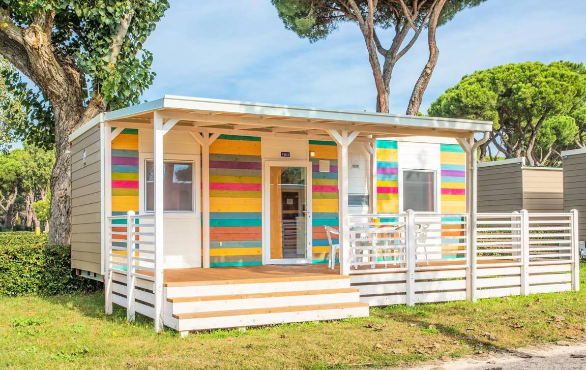 24 M² Asuntovaunu ∙ 2 Makuuhuonetta ∙ 4 Vierasta - Latium