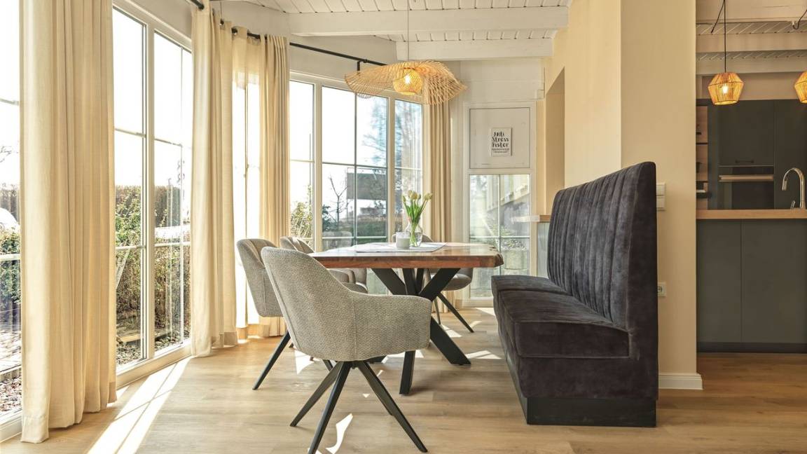 130 M² Ferienwohnung ∙ 4 Schlafzimmer ∙ 8 Gäste - Boiensdorf