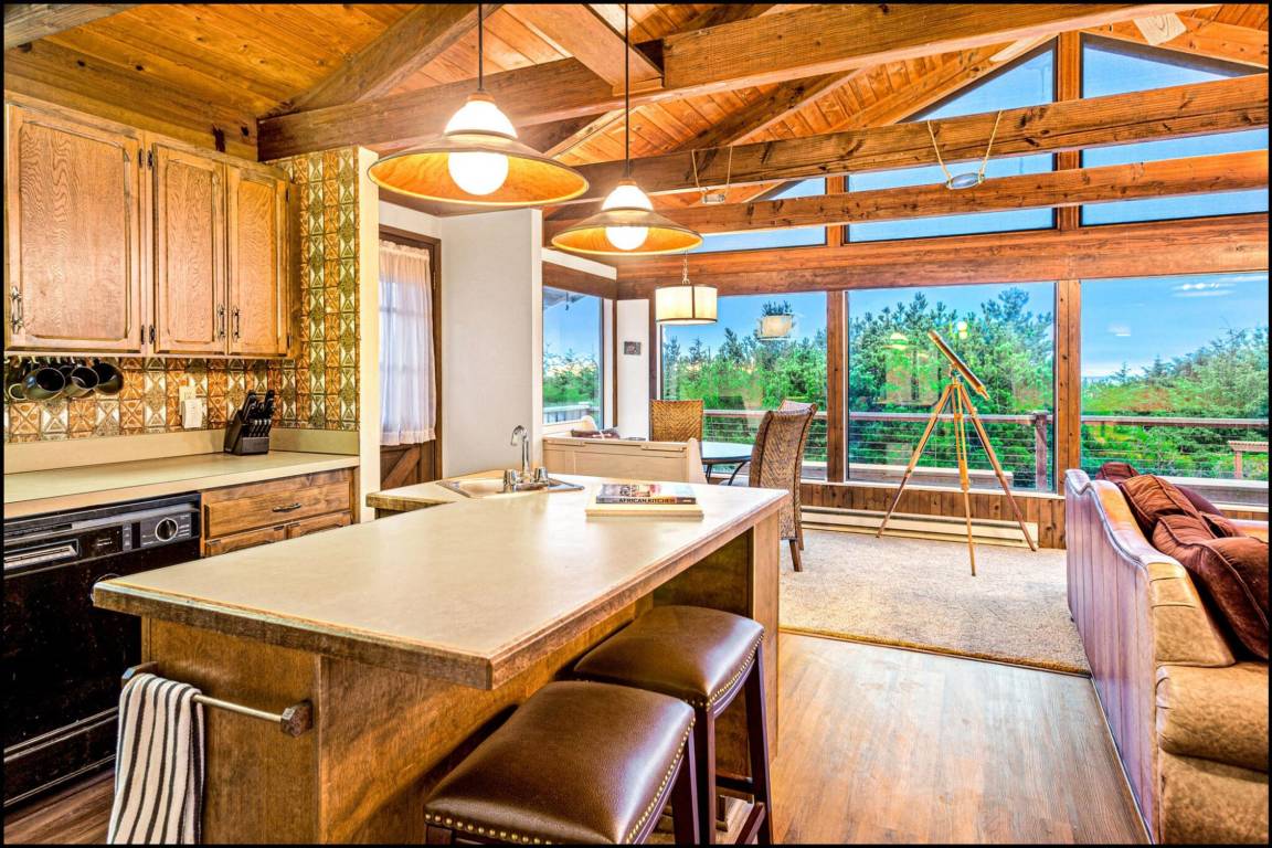 143 M² House ∙ 4 Bedrooms ∙ 12 Guests - Ocean City, WA