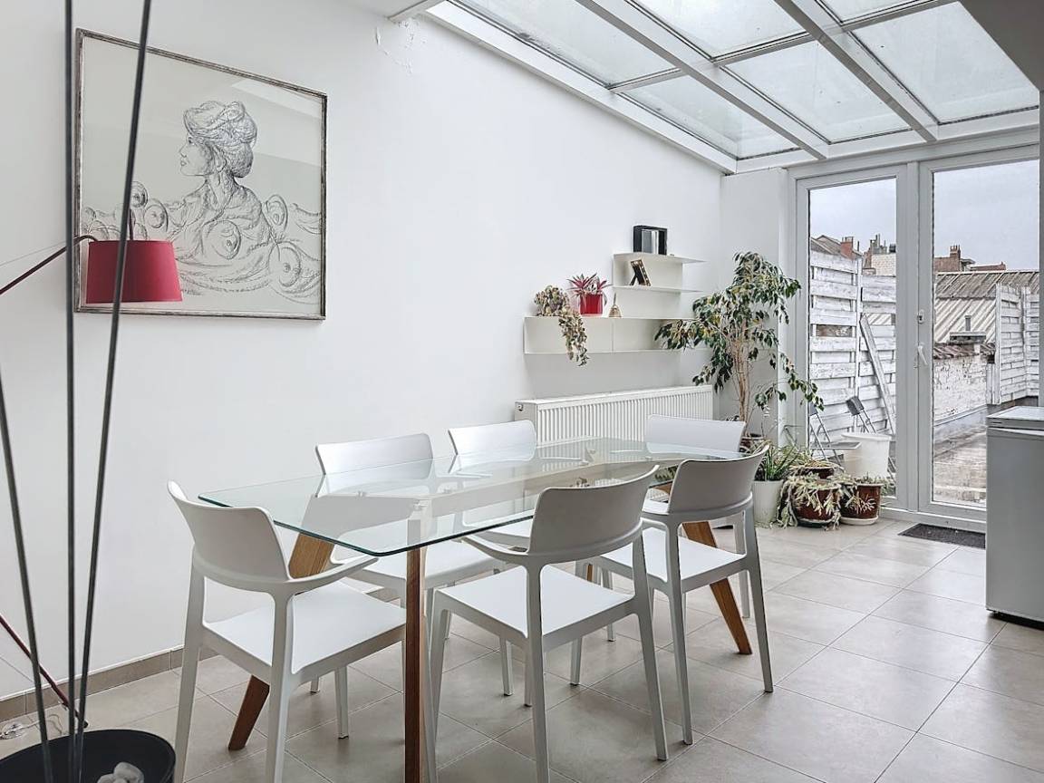 200 M² House ∙ 3 Bedrooms ∙ 3 Guests - Brussels