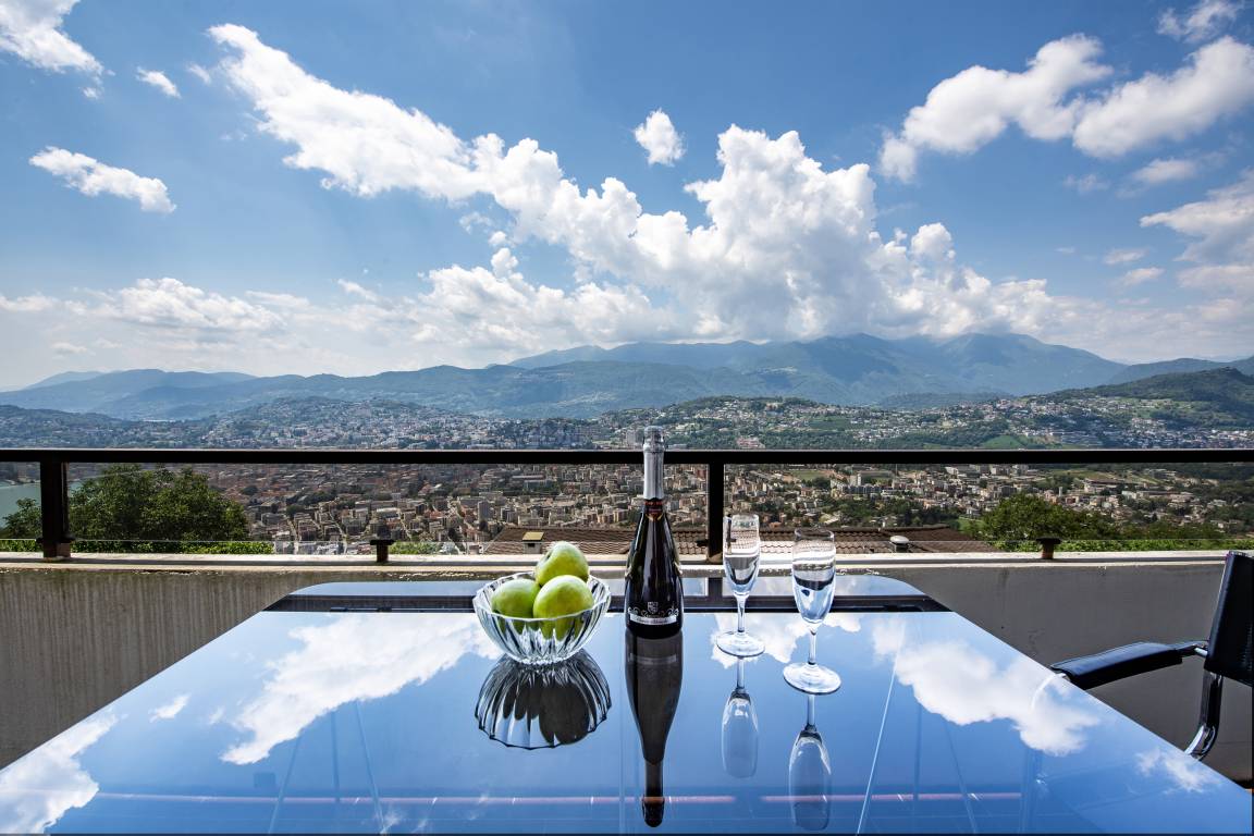 90 M² Appartement ∙ 2 Chambres ∙ 4 Personnes - Lugano