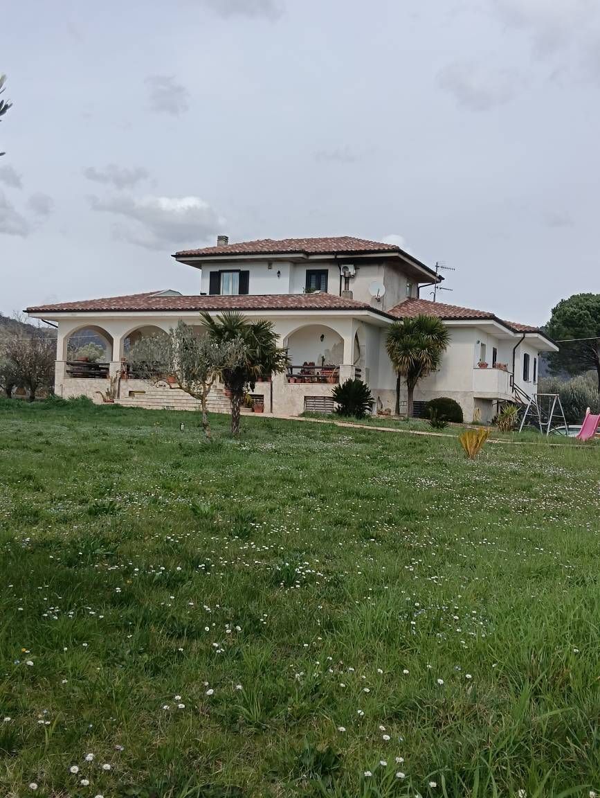 70 M² Bed & Breakfast ∙ 1 Schlafzimmer ∙ 5 Gäste - Isernia