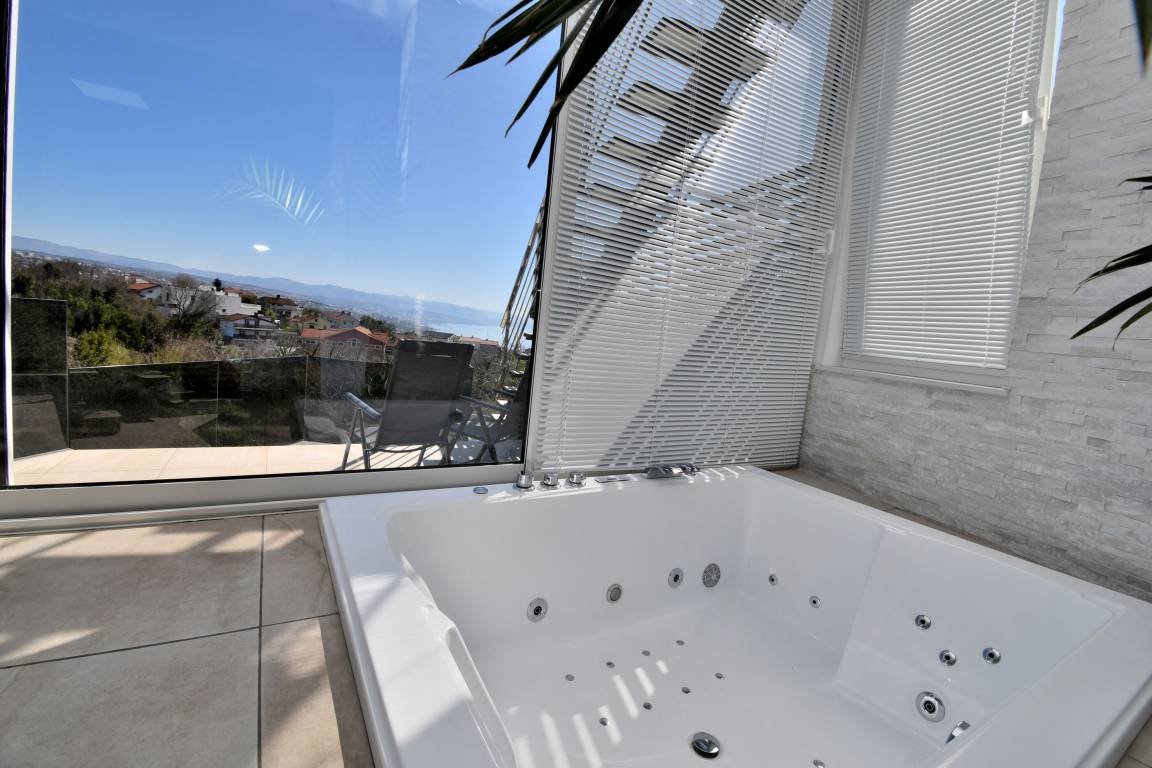 115 M² Ferienhaus ∙ 3 Schlafzimmer ∙ 10 Gäste - Opatija