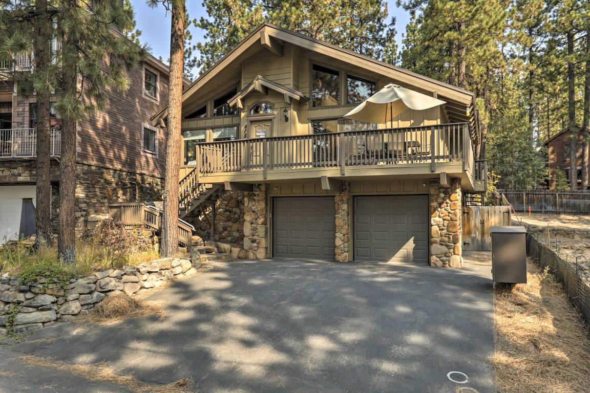 212 M² House ∙ 3 Bedrooms ∙ 6 Guests - Zephyr Cove, NV