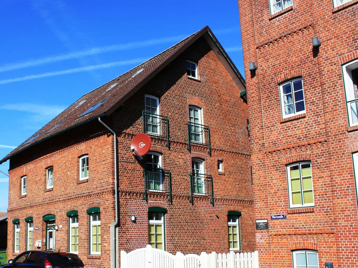 90 M² Ferienwohnung ∙ 1 Schlafzimmer ∙ 2 Gäste - Otterndorf