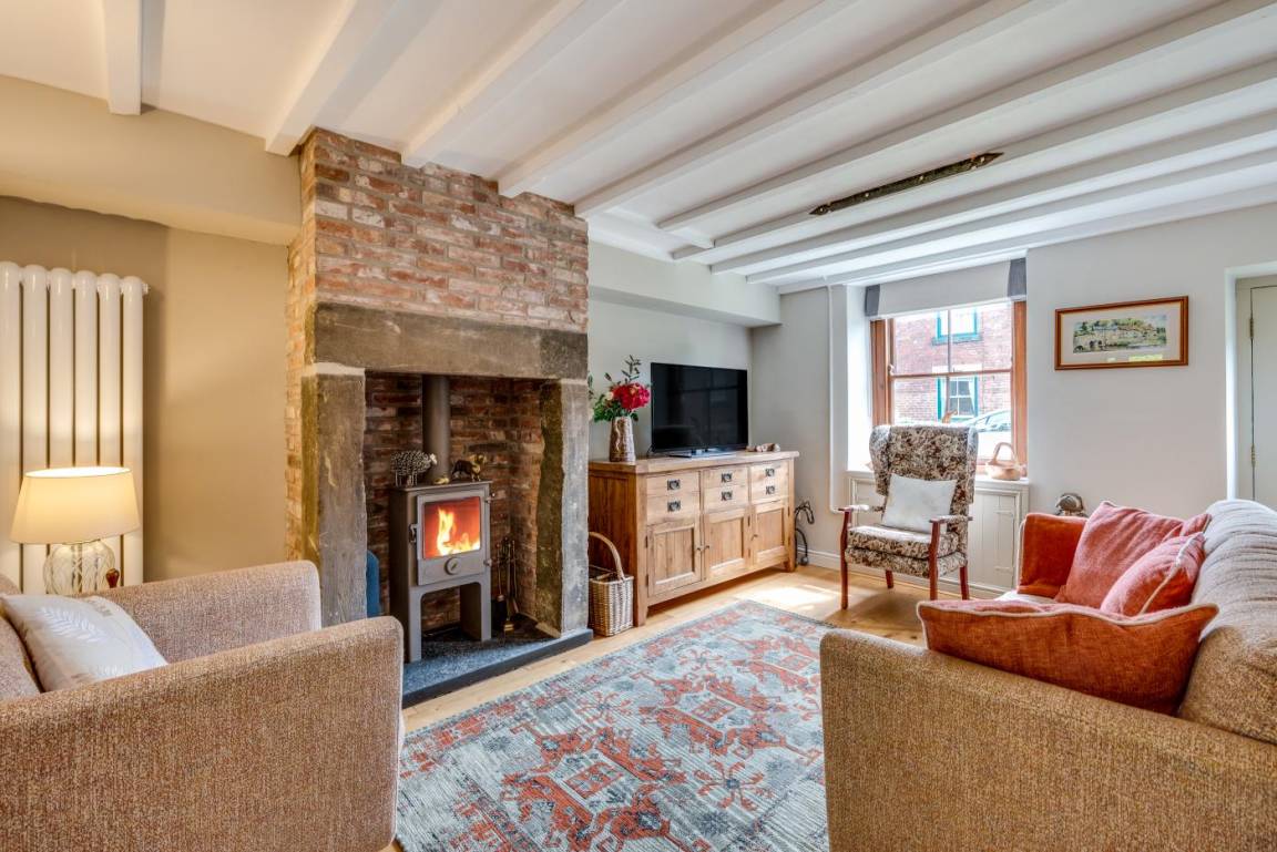 Cottage ∙ 3 Bedrooms ∙ 6 Guests - Derby
