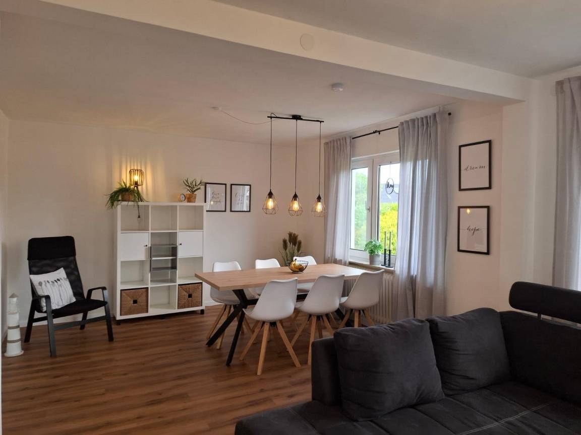 95 M² Ferienhaus ∙ 3 Schlafzimmer ∙ 6 Gäste - Esens