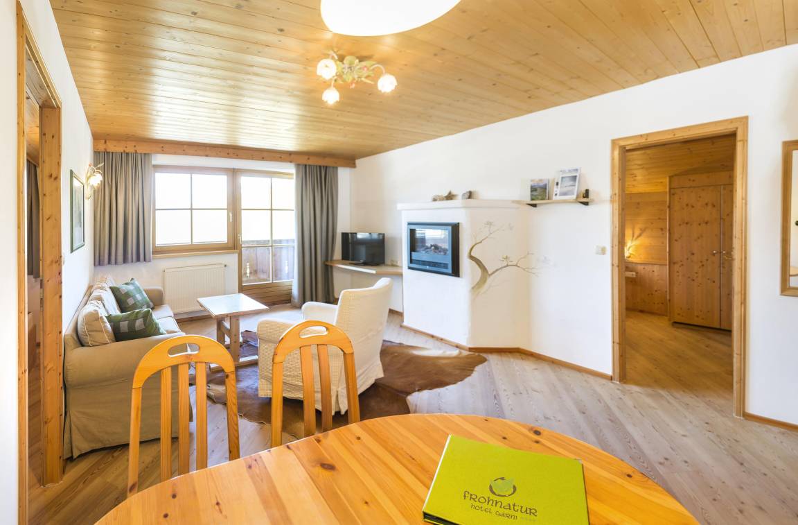 70 M² Hotel ∙ 2 Bedrooms ∙ 4 Guests - Hinterthiersee