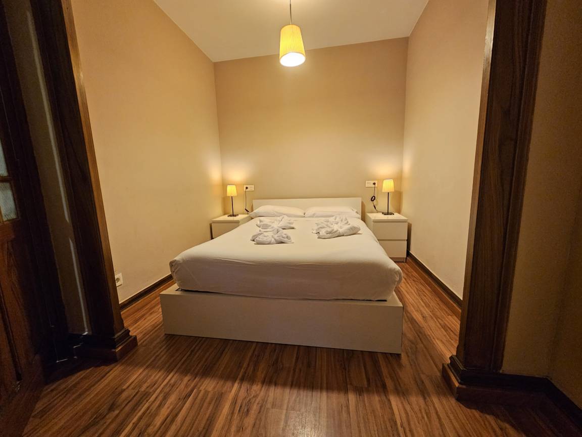 77 M² Apartment ∙ 2 Bedrooms ∙ 5 Guests - Gijón