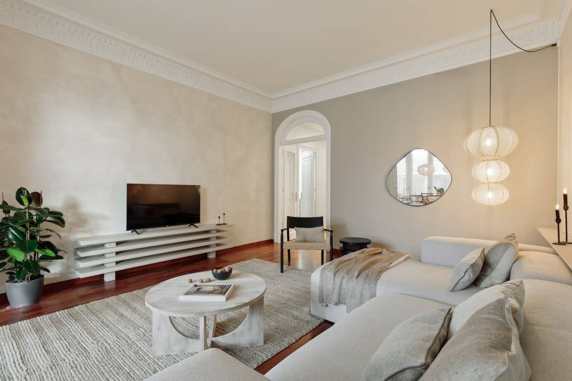 204 M² Apartment ∙ 4 Bedrooms ∙ 8 Guests - Barcelona